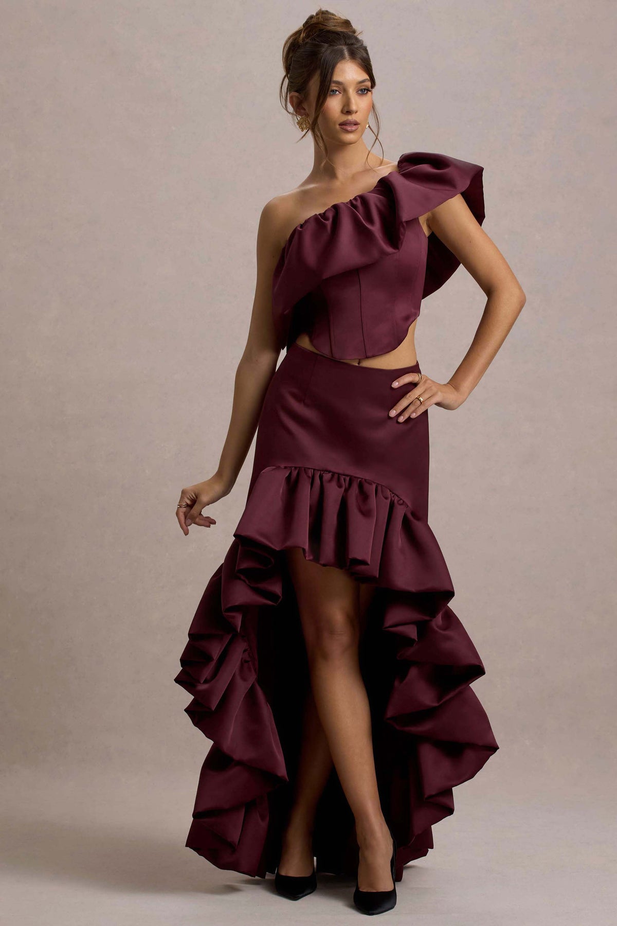Ruby Merlot Satin High-Low Maxi Skirt – Club L London - UK