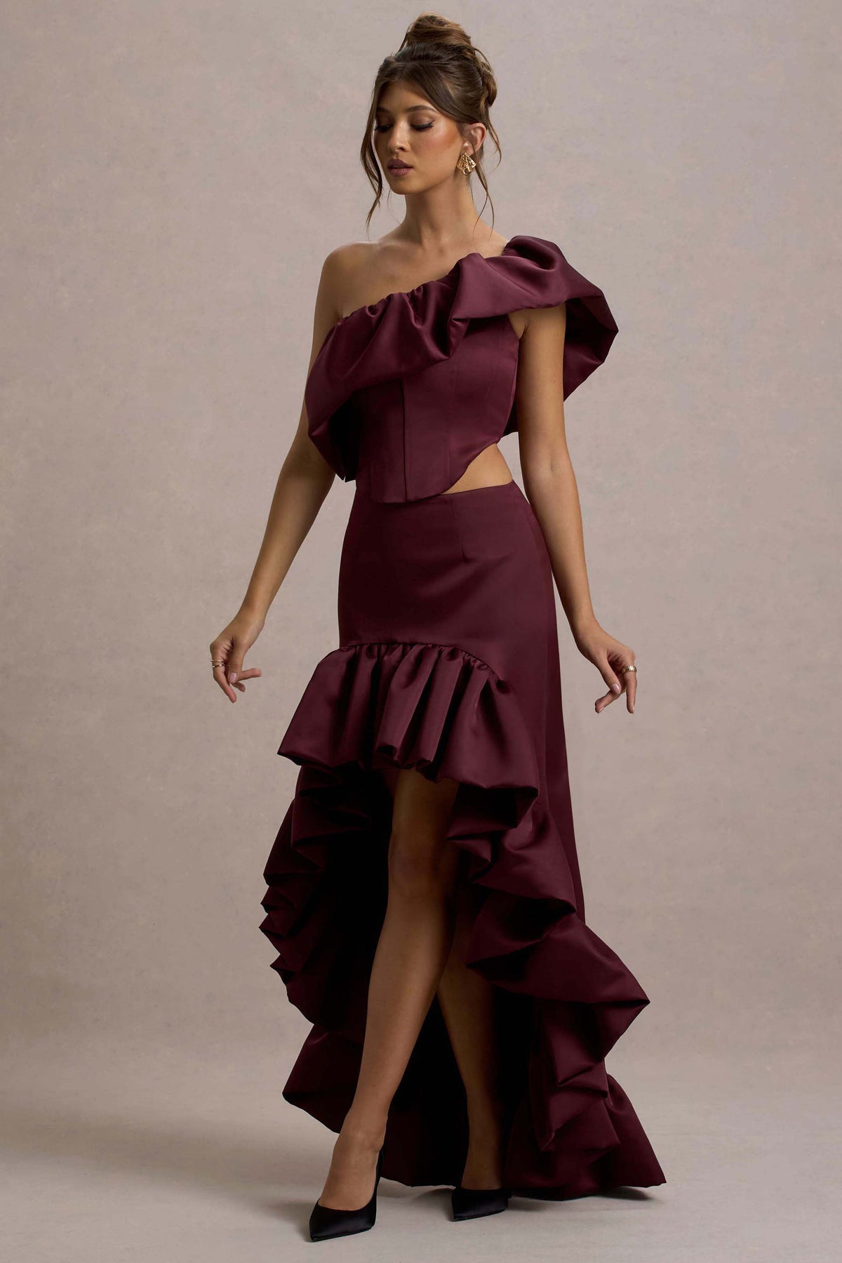 Ruby Merlot Satin High-Low Maxi Skirt – Club L London - UK